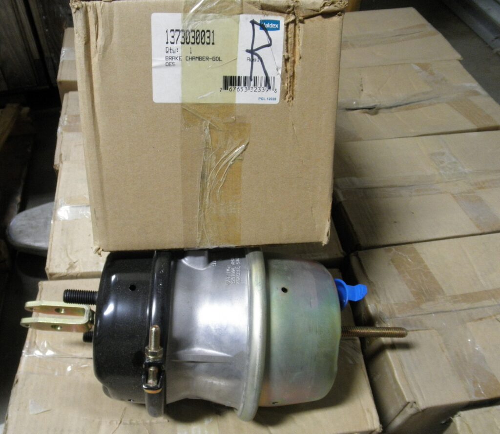 Haldex 3030 1373030031 767653323398140PSI Brake Chamber Welded Clevis ...