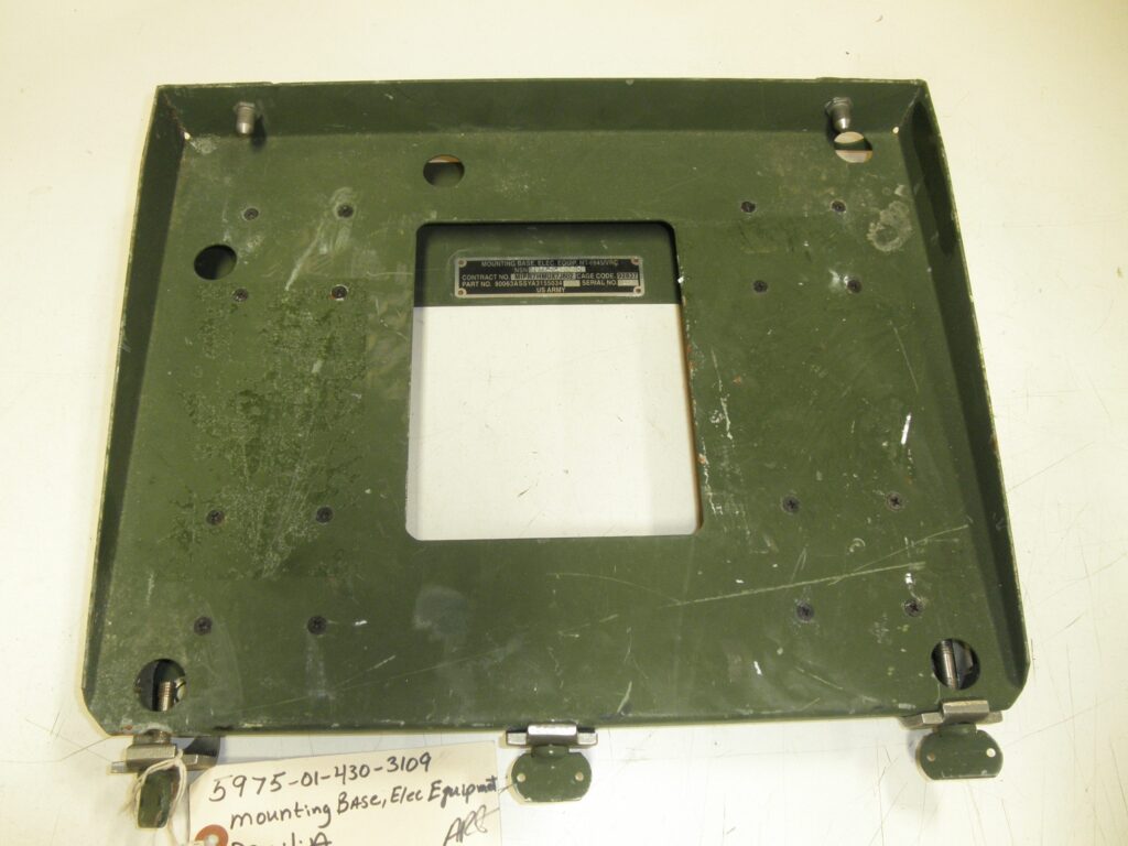 5975-01-430-3109 Mounting Base A3154893 MT-6845/VRC SINCGARS ⋆ DP ...